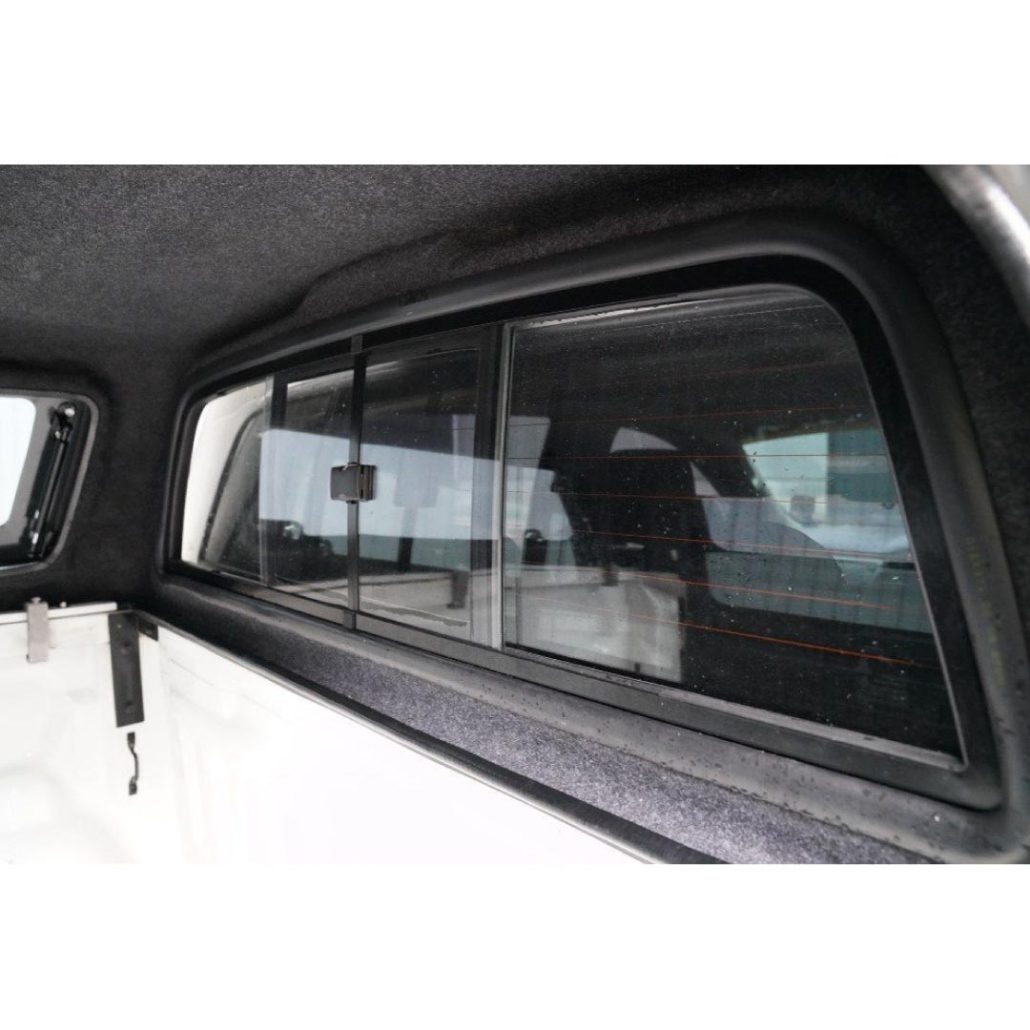 Pinnacle 2 Fibreglass Canopy - Titanium Grey (U17) | Game Automotive